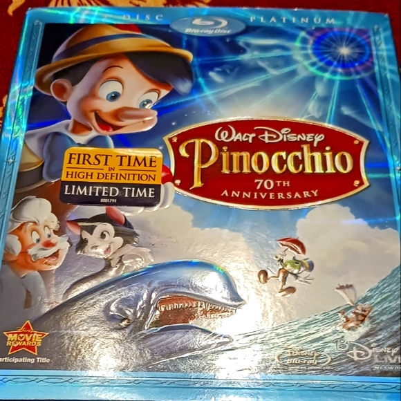 Disney | Media | Walt Disneys Pinocchio Diamond Edition On Bluray Only ...